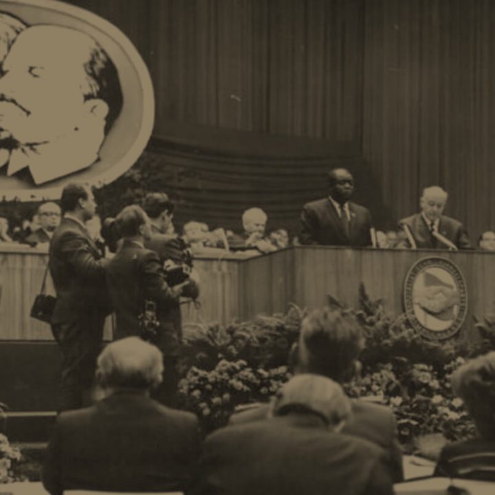 Image-Makers & “Revolution”: Excerpt from Henry Winston‘s ‘The Crisis ...